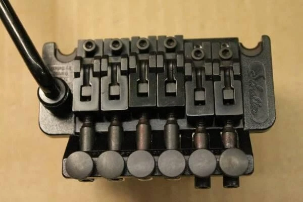 Schaller Tremolo Bridge