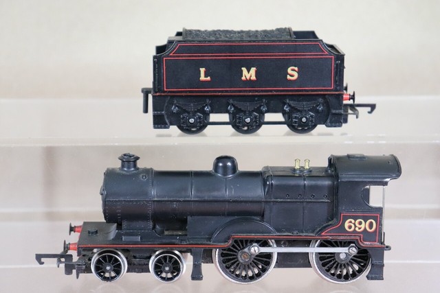 Hornby R450 LMS Black 4-4-0 Fowler Class 2p Locomotive 690 MINT Boxed ...