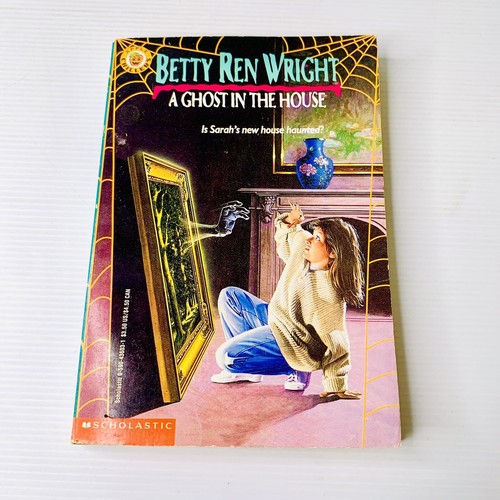 A Ghost in the House by Betty Ren Wright 1991 Paperback Horror Apple ...