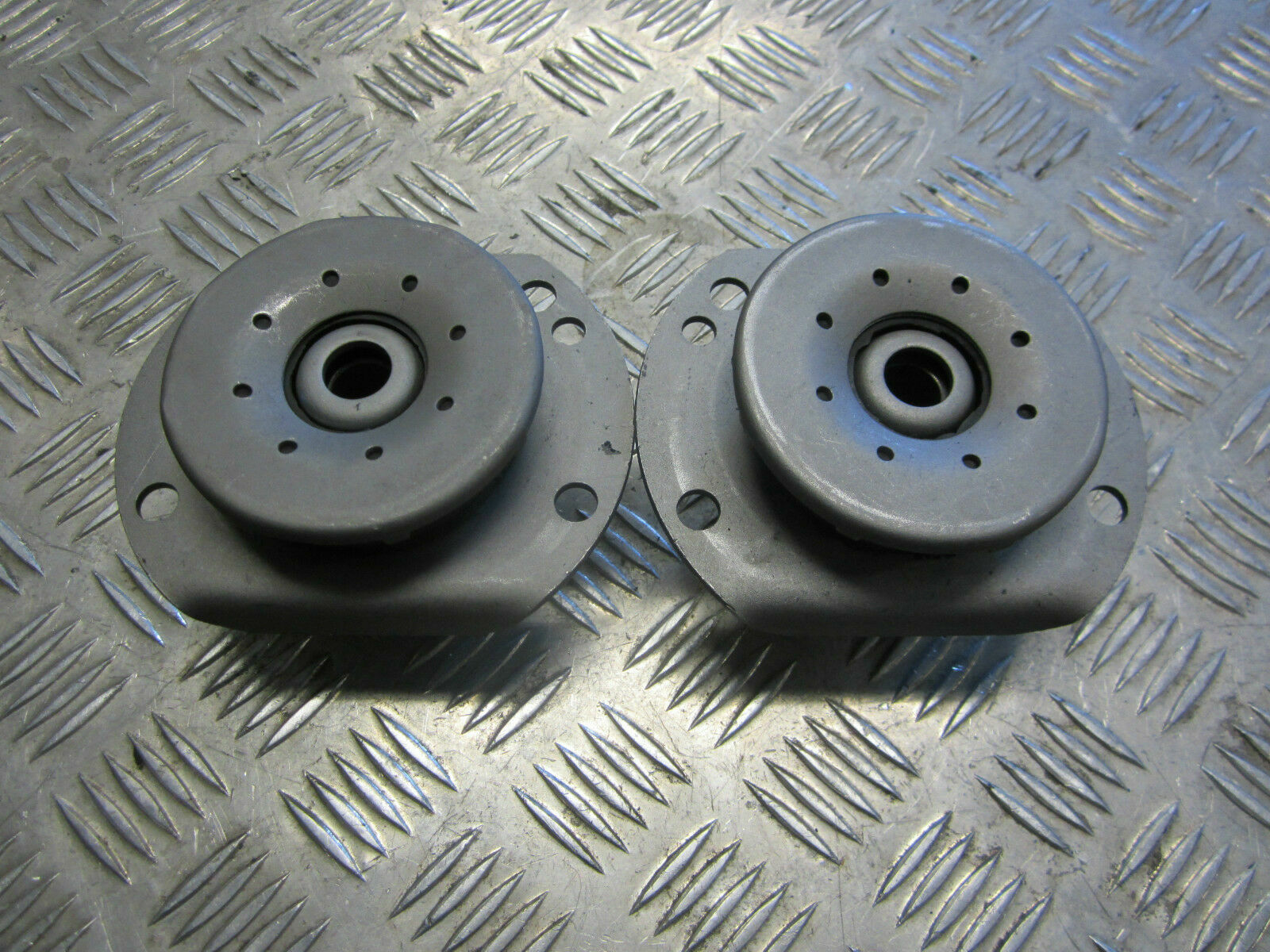 Fit Holden Commodore VT VX VY VZ Front Castor Rod Bush Rubber Z Bar ...