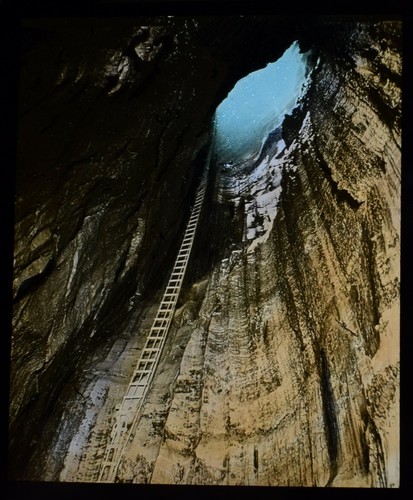 Eli Simpson photo of Jingling Pot | UK Caving