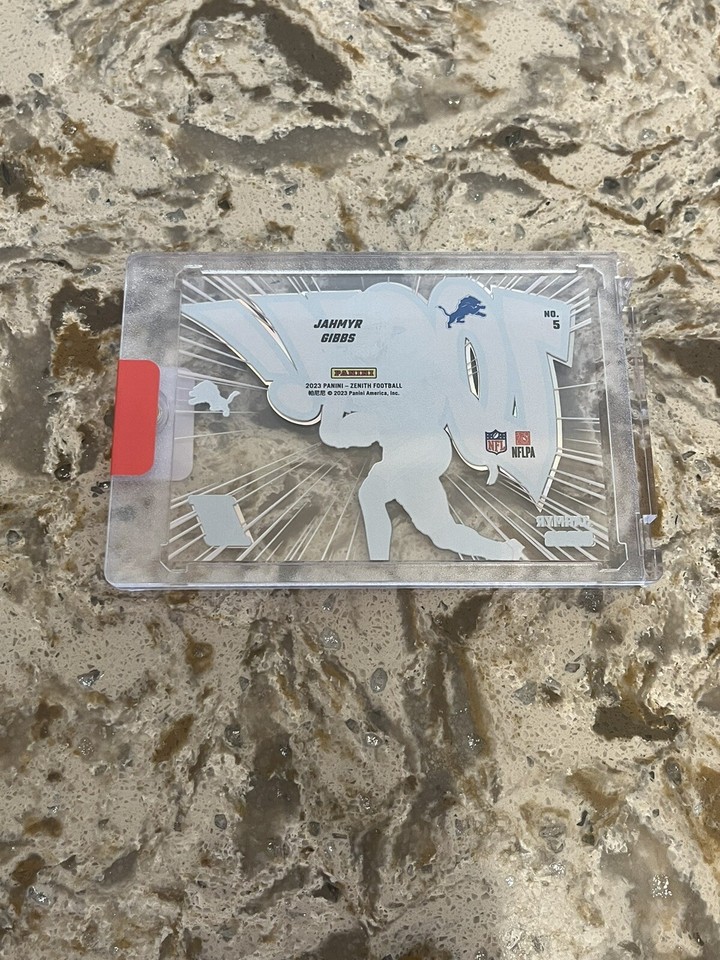 2023 Panini Zenith - Jahymr Gibbs RC Rookie ZOOM Case Hit Insert! Lions ...