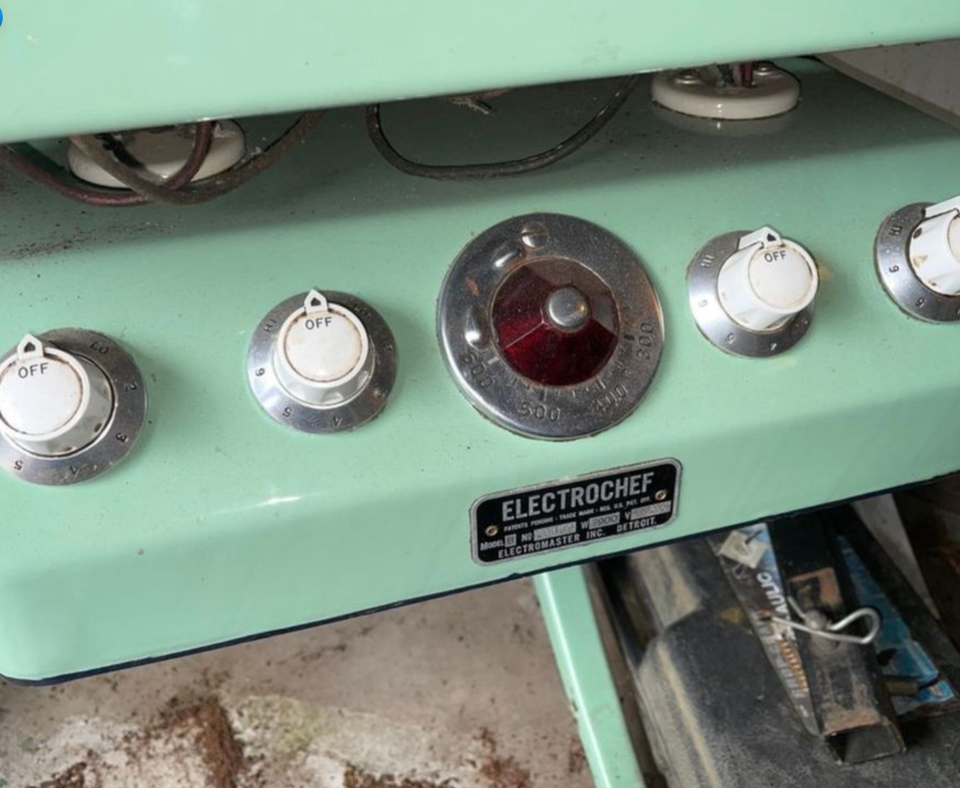 Vintage 1930's Era Electrochef Mint Green and White Detroit Michigan ...