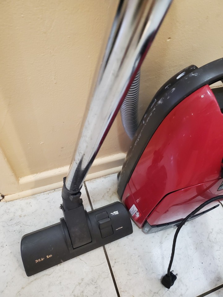 Miele Red S312i Canister Vacuum Cleaner W/ Powerhead Adjustable | eBay