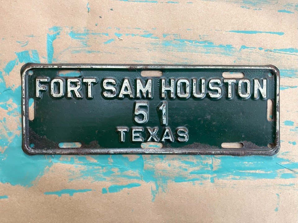 Vintage “51” Fort Sam Houston Texas Military Base License Plate Topper ...