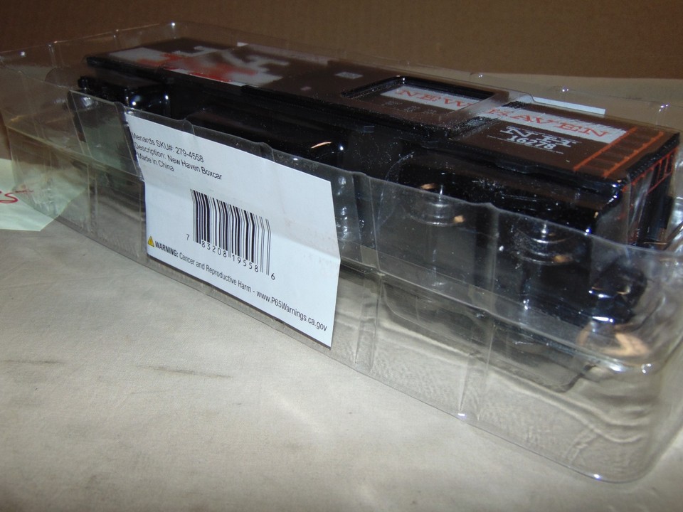 MENARDS O GAUGE 279-4558 NEW HAVEN BOXCAR -NEW IN PLASTIC #175 | eBay