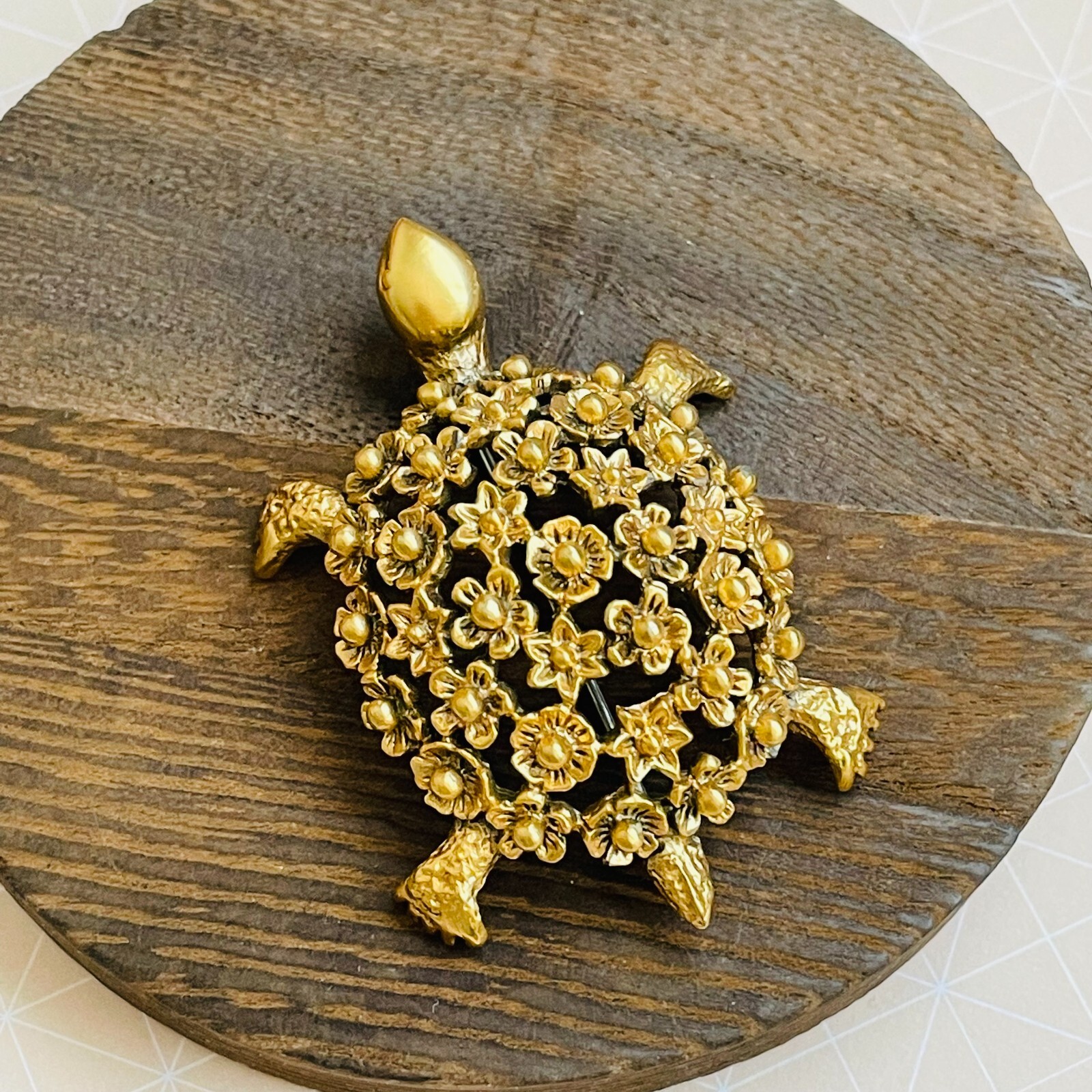 Tortolani Vintage Filigree Floral Turtle Gold Tone Br… - Gem