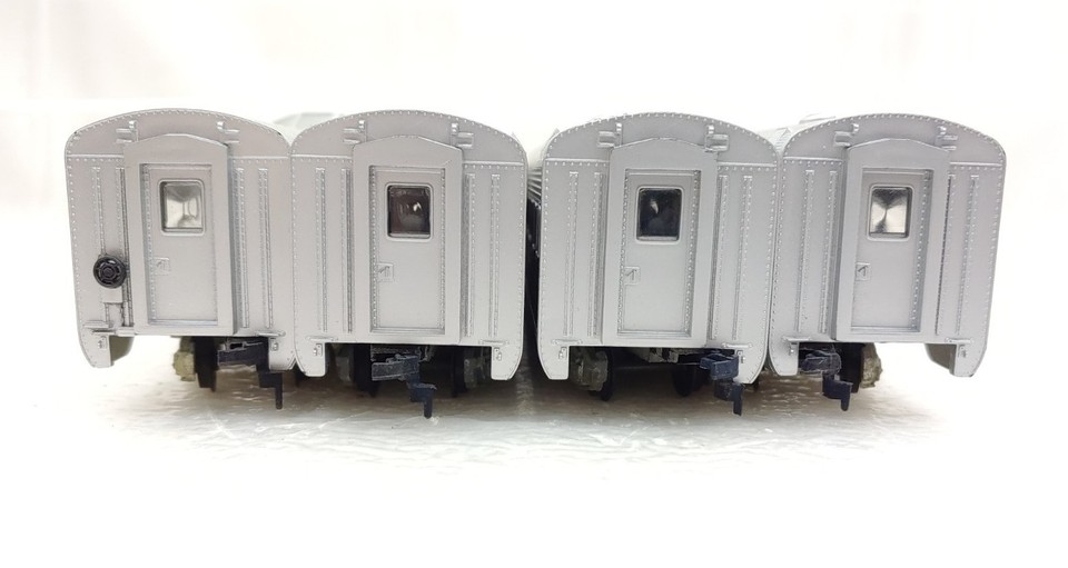 4 Rare Athearn Trains HO Yellow Box ATSF Passenger Cars 3 Coach & Vista ...