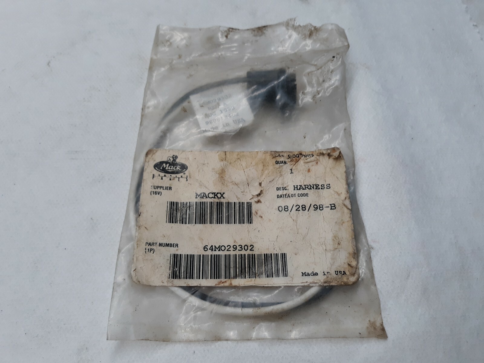 NOS Mack Harness Socket 64MO29302 Pigtail Date/lot/code 08/28/98 | eBay