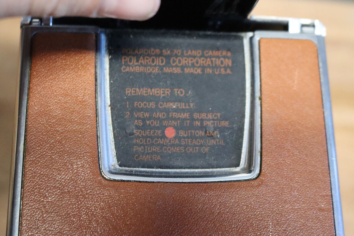 Vintage Polaroid SX-70 Land Camera Brown Leather Folding Vintage Polaroid SX-70 Land Camera Brown Leather Folding