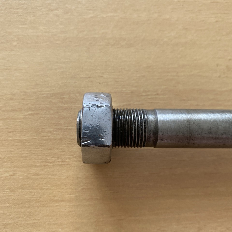 VINTAGE MOTORCYCLE REAR WHEEL SPINDLE AJS MATCHLESS | eBay UK