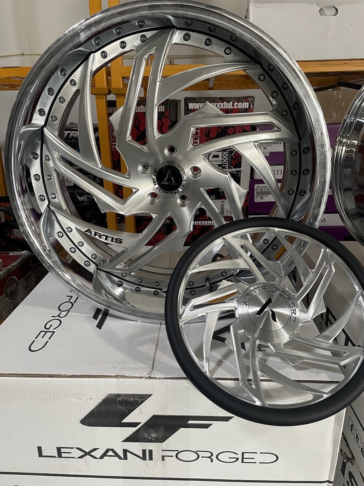 24" Staggered 2pc Artis Forged Wheels