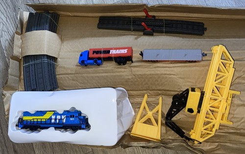 Brand New Jakks Pacific Power Trains 2.0 Starter Set damaged box | eBay