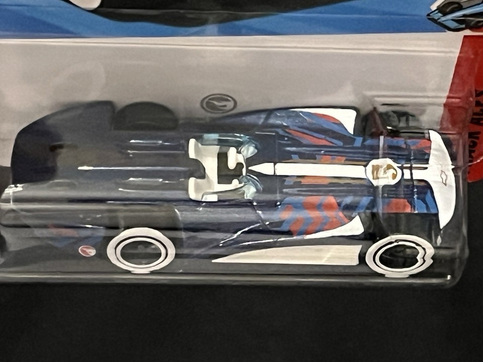 Hot Wheels Chevroletor 🔥TREASURE HUNT🔥 (2025 Series) | eBay