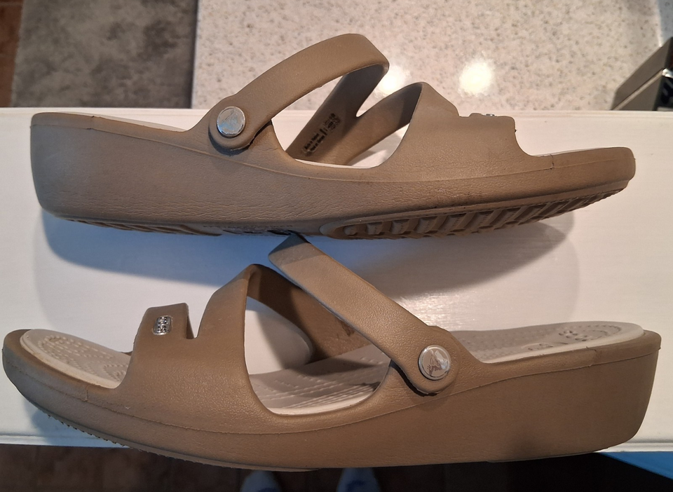 Crocs Wedge Slip On Sandal Women's Size 10 Two Tone Brown | eBay
