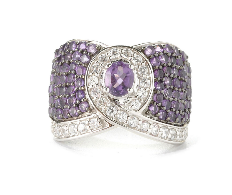 Beautifully Studded With Gemstones The Elegant Band Design Modern ...