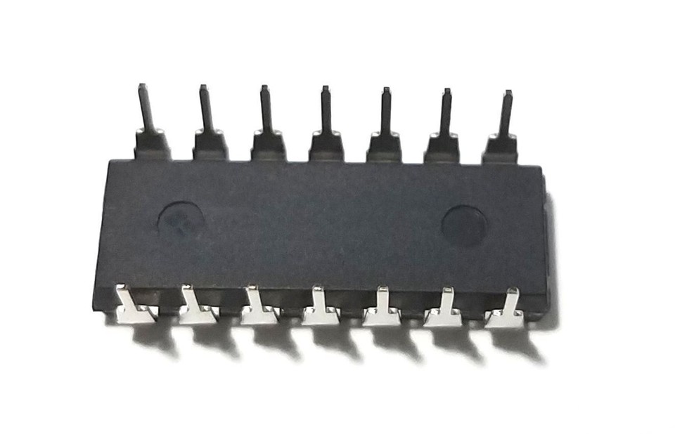 10PCS CD4071BE CD4071 CMOS Quad 2-Input OR Gate | eBay