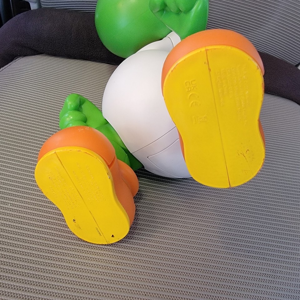 Super Mario LET'S GO YOSHI 12" Action Figure Sounds WORKS Jakks ...