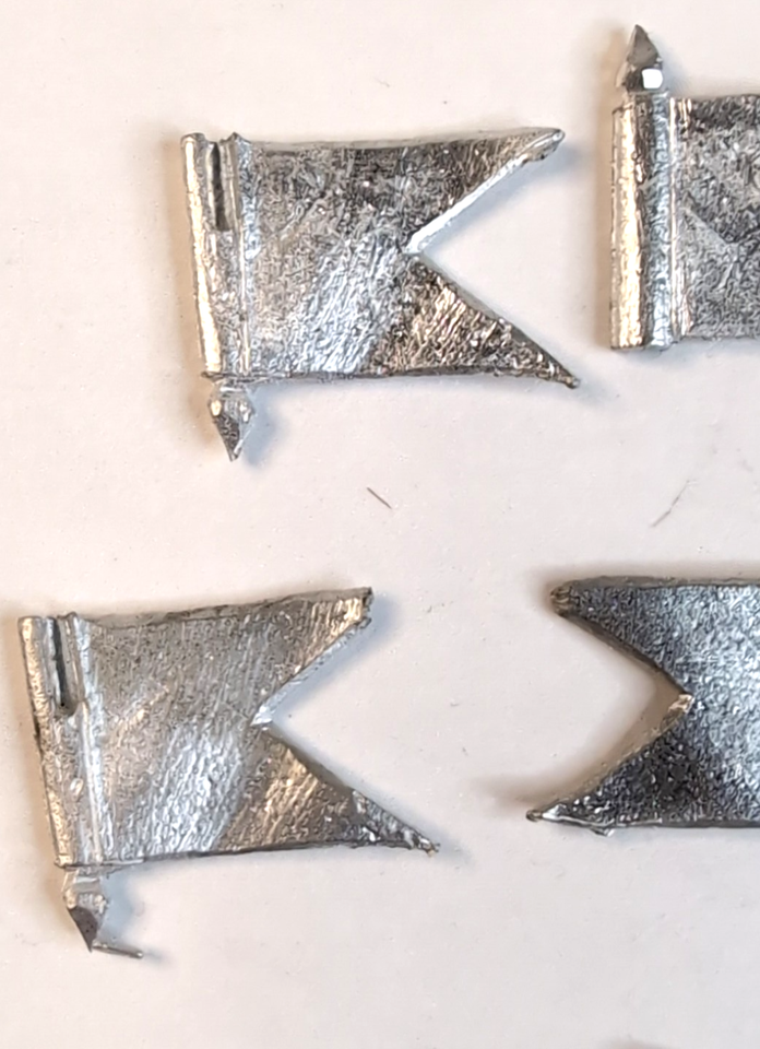 MUSKET MINIATURES- FLAGS Swallowtail Undecorated (x8)- 15-22mm ...