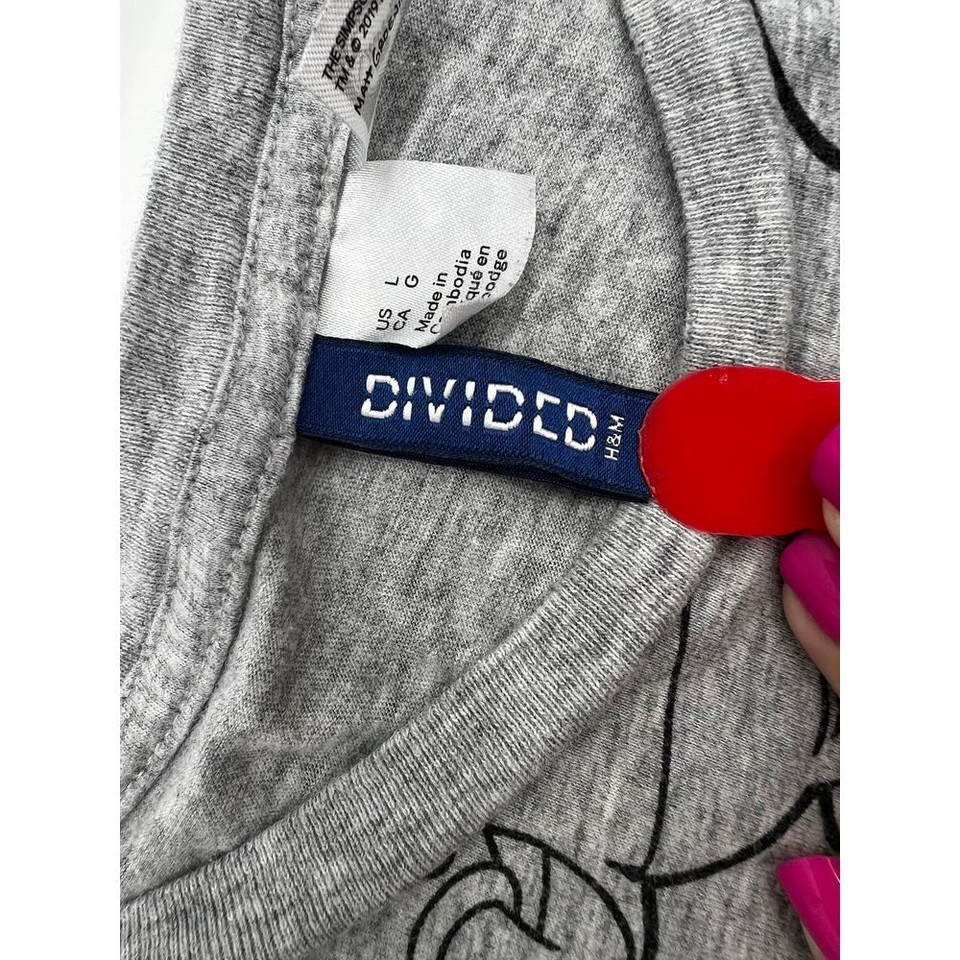 The Simpsons Bart Simpson 2019 Gray T Shirt HM Divided Size Large ...