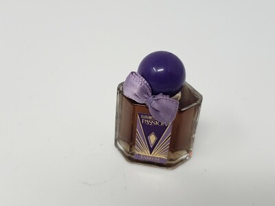 Vintage Passion by Elizabeth Taylor Mini Perfume .17 oz / 5ml Parfum ...