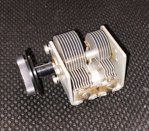 AIR VARIABLE TUNING CAPACITOR 73/130 PF +tuning knob for crystal or ...