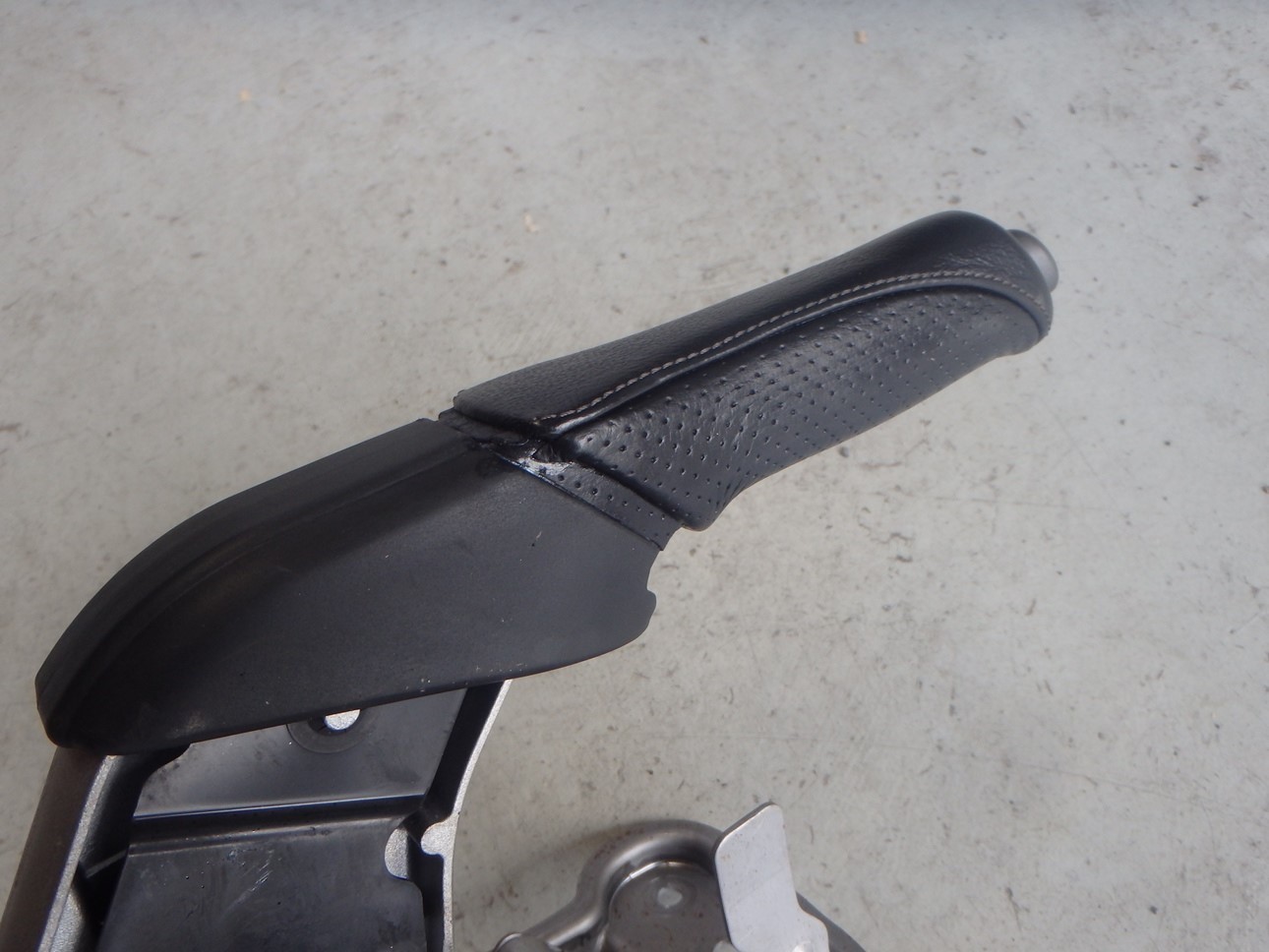 Nissan R35 GTR GT-R Interior Handbrake Lever Parking Brake #4 | eBay