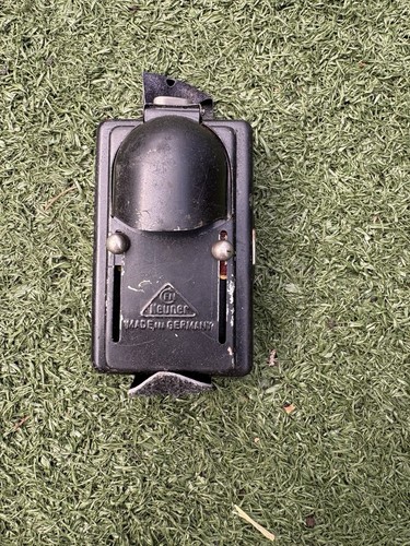 WW2 German flash-light torch "Taschenlampe" lovely condition with spare ...