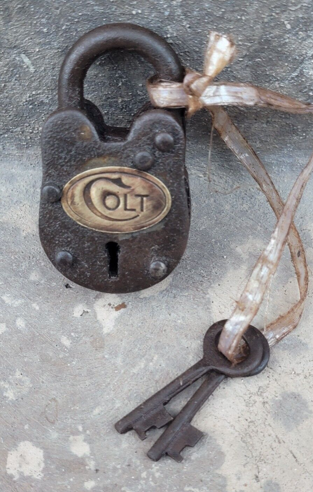 Colt Gate Working Cast Iron Lock With 2 Keys Western Decor Padlock | eBay
