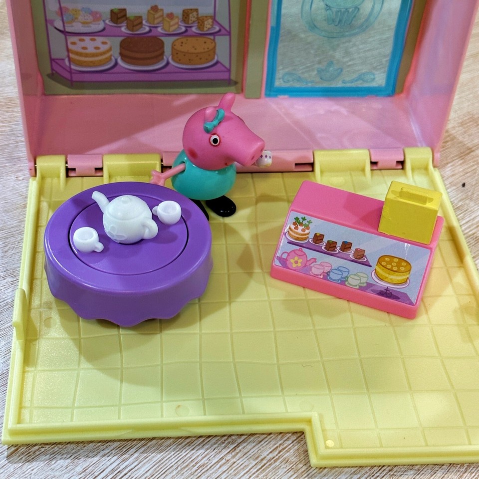 Peppa Pig Lot Bakery Shop Little Places Playset w Spinning Table ...