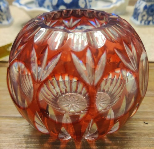 Round Red Crystal Cut To Clear Vase . 4.5" Tall, Very Heavy | eBay