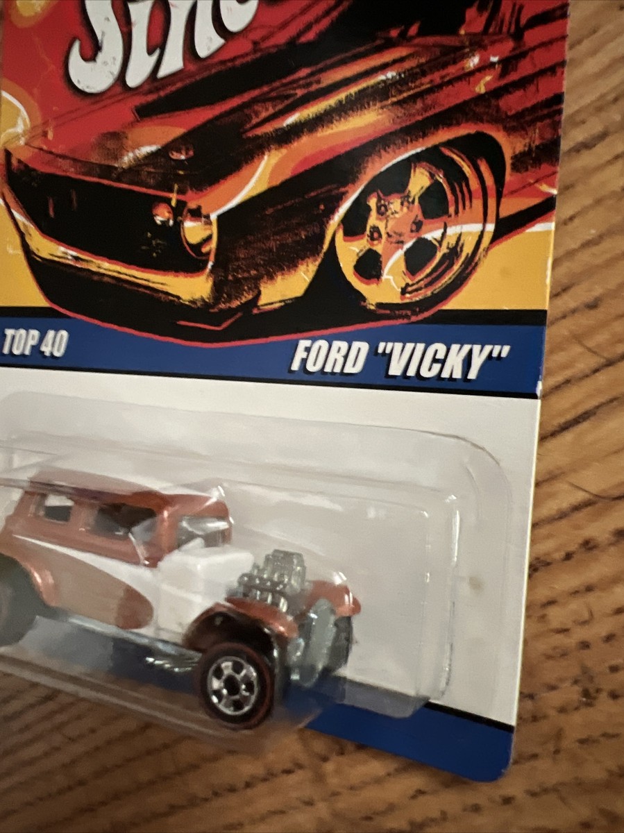 2007 Hot Wheels CLASSIC '32 FORD VICKY Brown Since '68 Top 2007 Hot Wheels CLASSIC '32 FORD VICKY Brown Since '68 Top