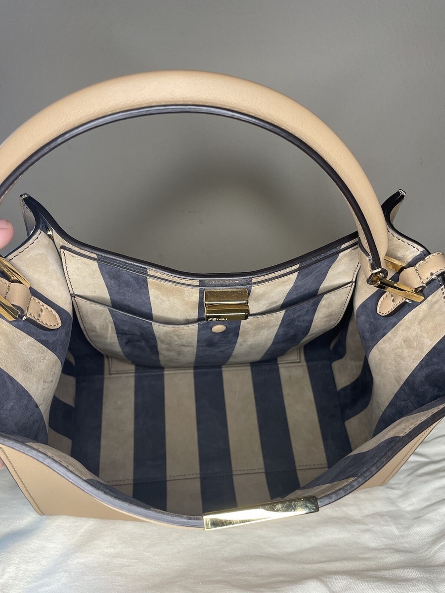 Auth FENDI Peekaboo X-Lite Medium 8BN-310 AAFL F19TX With Auth FENDI Peekaboo X-Lite Medium 8BN-310 AAFL F19TX With