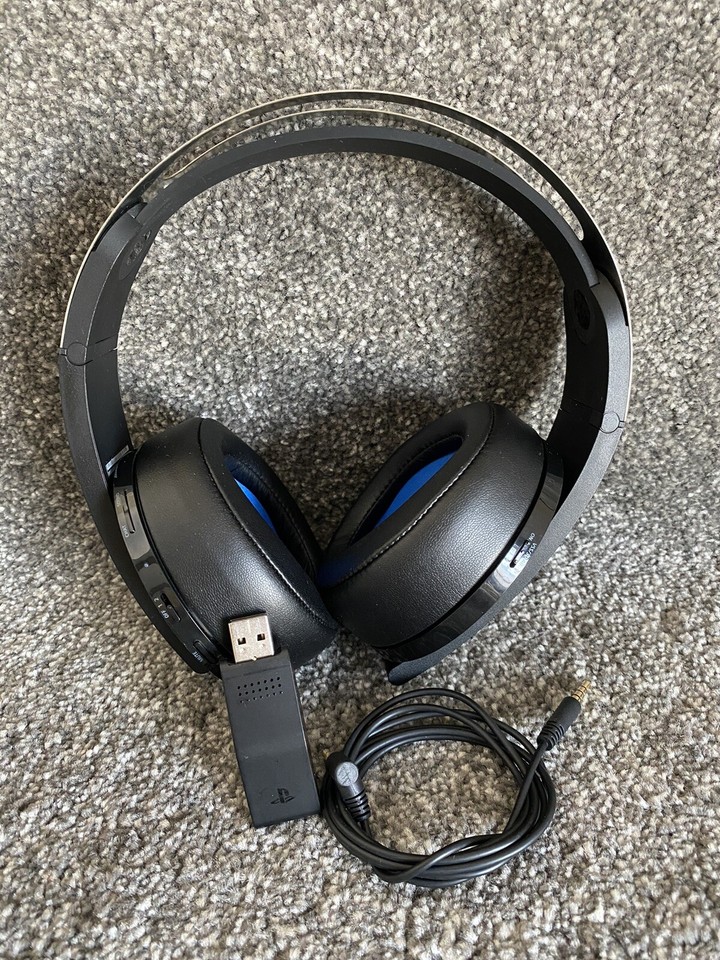 Sony Playstation 4 Platinum Wireless Headband Headset With Dongle