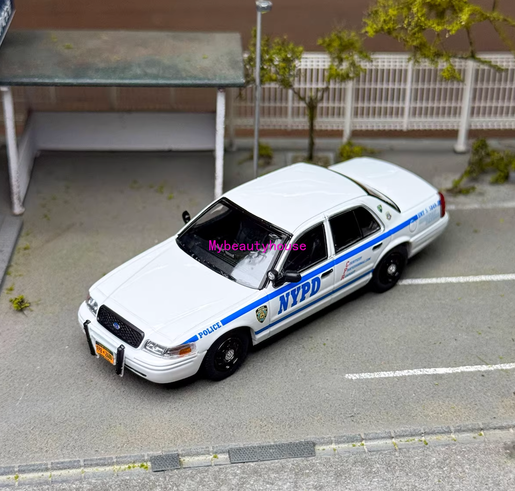 Rollin 1:64 White Highway Police CV CROWN VICTORIA Model Diecast Metal ...