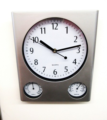 ANALOG WEATHER STATION WALL CLOCK- WITH HUMIDITY &TEMPERATURE DIALS ...