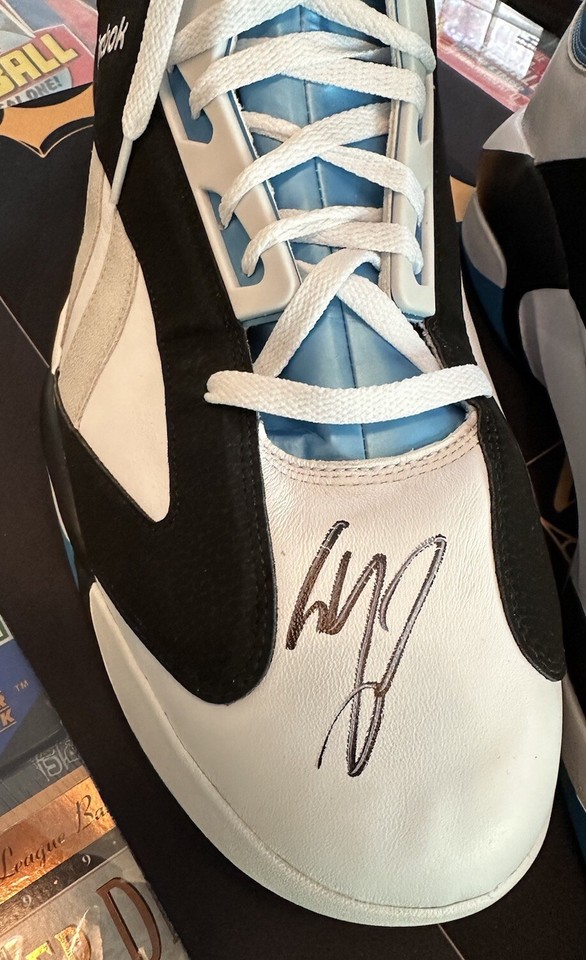 Shaq Attaq Orlando Reebok autographed shoes, Both Shoes Have Shaq Auto ...
