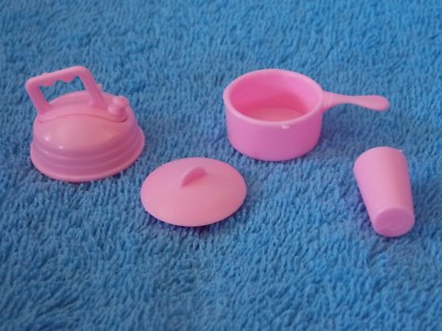 Barbie Doll Size Tea Kettle, Pot With Lid & Cup For Your Diorama | eBay