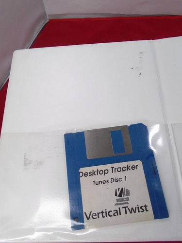 Desktop Tracker 3.5" floppy disks & Manual by Vertical Twist for Acorn ...