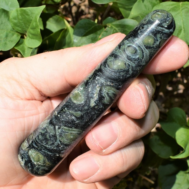 Charged Himalayan Ruby FUCHSITE Massage Wand Crystal Healing Energy 70g ...