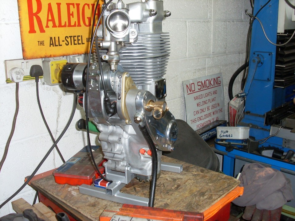 motor cycle bsa gold star -m20-b31-b33 etc engine stand | eBay