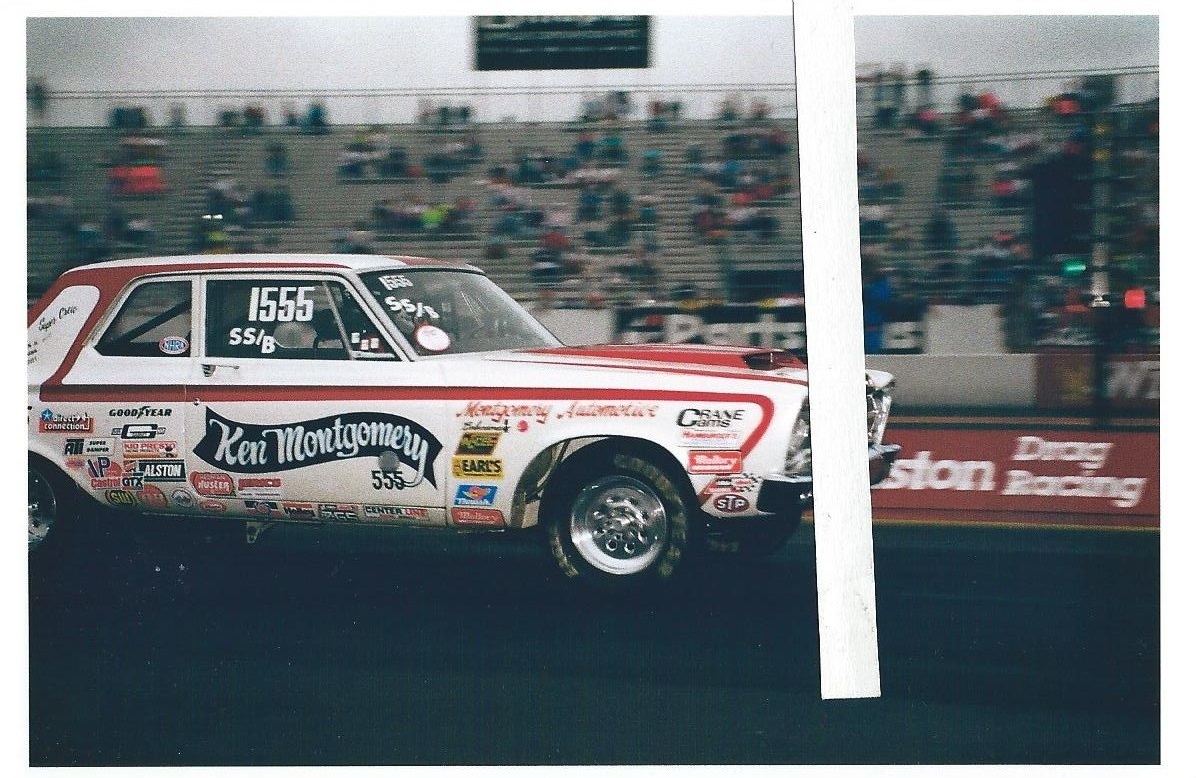 1970s Drag Racing-Ken Montgomery's 1965 Plymouth 426 Hemi-555-"Triple ...
