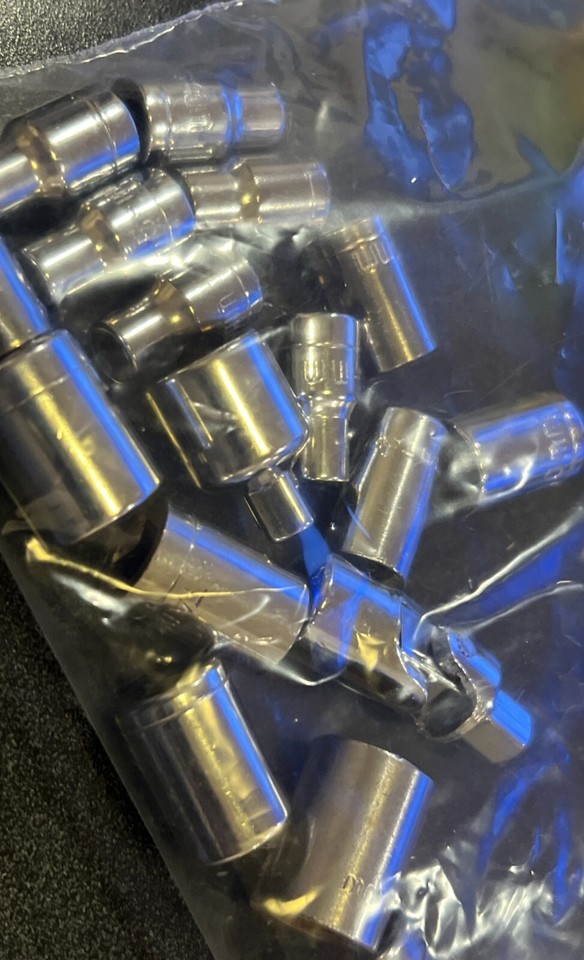 Lot Of 30 Sockets Spinner and swivel, all 1/4" dr. Metric mm, a Few ...