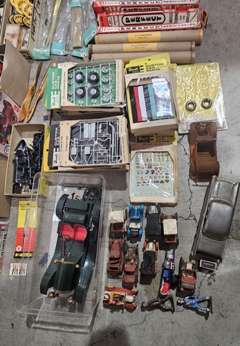 Large Vintage Model Kit Parts Bodies Lot Hundreds Of Pieces 50s 60s | eBay