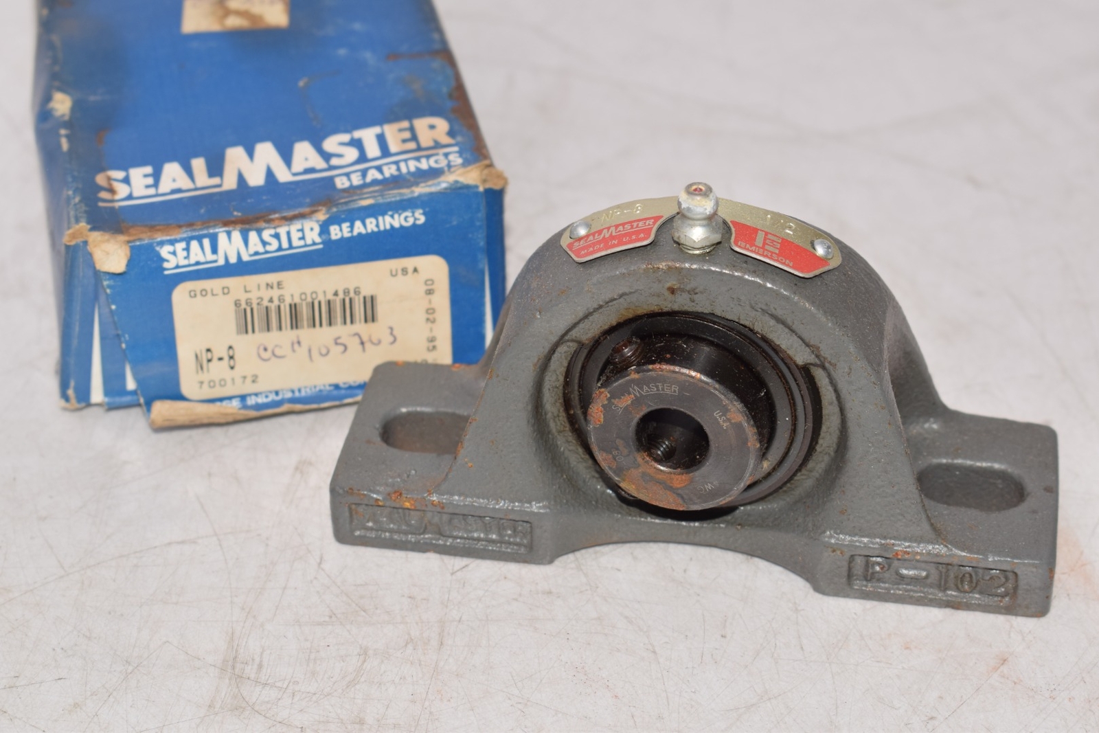 Sealmaster NP-8 1/2'' Pillow Block bearing Unit 2 Bolt Gold Line | eBay