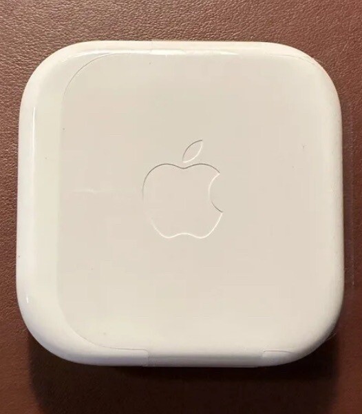 Genuine Apple Corded White Earpods Earbuds Headphones 3.5mm - Brand NEW ...