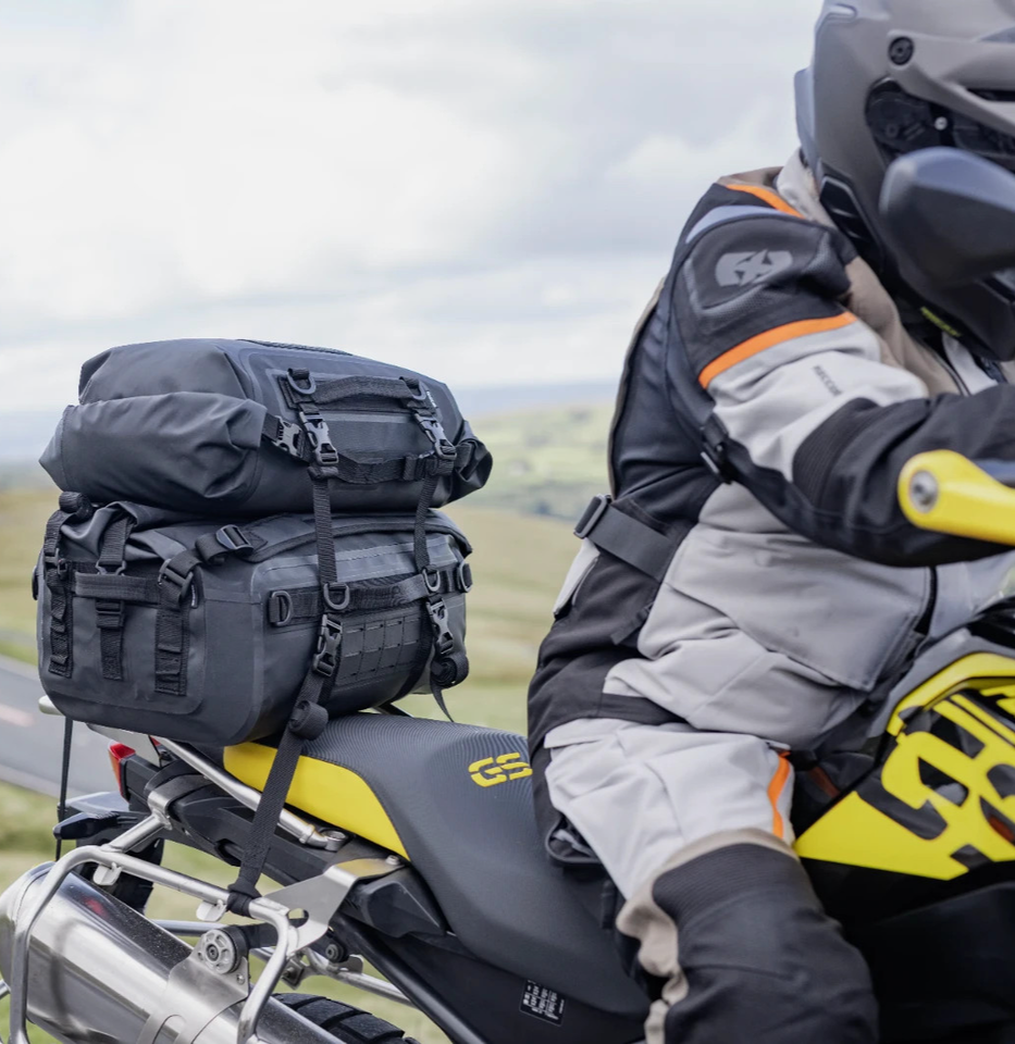 Oxford Aqua Pro DE20 Motorcycle Motorbike Roll Bag Black - 20 litre ...