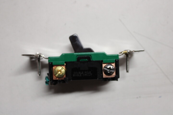 Eaton 3032B Light and Dimmer Switches | eBay