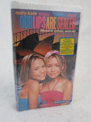 SEALED Mary-Kate Olsen & Ashley Olsen OUR LIPS ARE SEALED Dualstar VHS ...