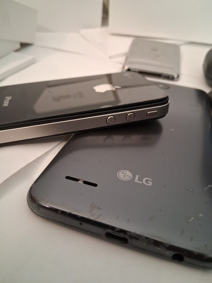 Lot Of- Apple Products & Boxes, Samsung Tablet , T-mobile Moxee Tablet ...